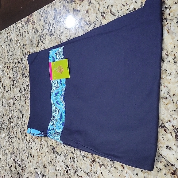 made for life | Pants & Jumpsuits | Nwt Made For Life Navy Capri ...